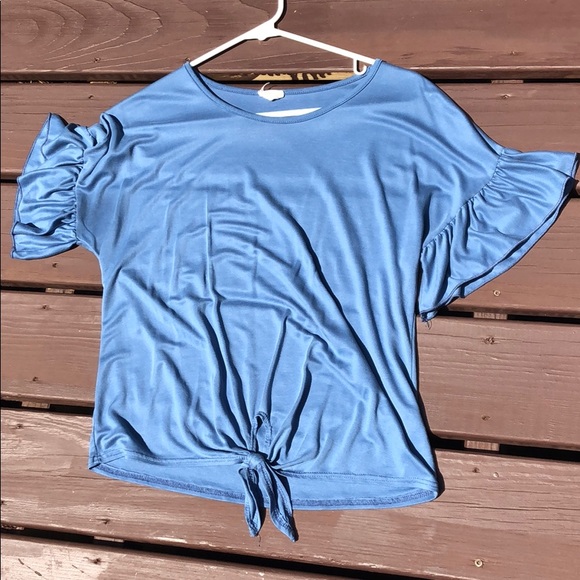Tops | Flowey Top | Poshmark